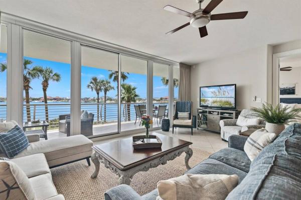 Bella Luna 201 - Large Corner Unit! Wrap Around Balcony W/ Beach & Bay View! - Lillian, AL