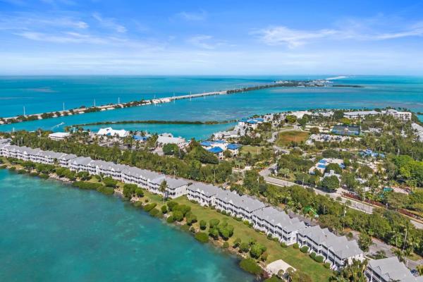 Village At Hawks Cay Villas By Keyscaribbean - Florida Keys, FL