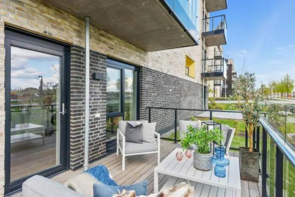 Scandpoint Apartment Fornebu Near Sea Front With Outdoor Walk! - Oslo