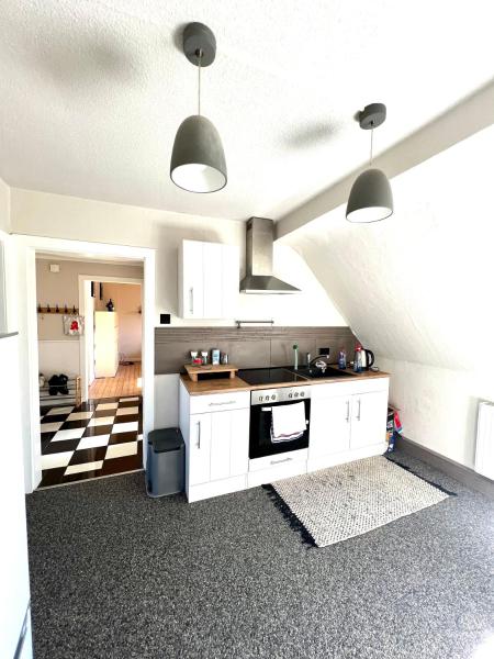 Duisburg Feelhome, Flughafen Nah,2-schlafzimmer, Badewanne, Zentral, Wifi, Top Floor - Rheinberg