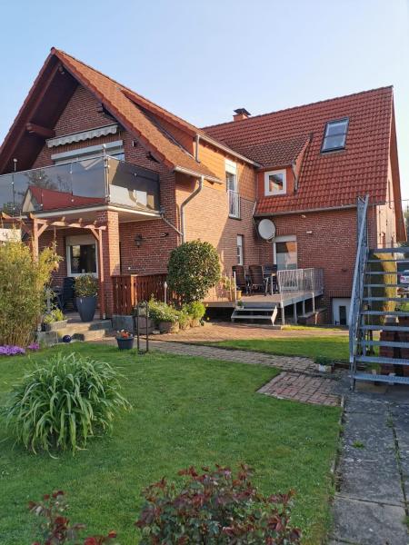 Schöne Offene Ferienwohnung Mit Großer Terrasse. - Hameln