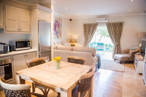 Maison Des Huguenots Le Roux - Franschhoek