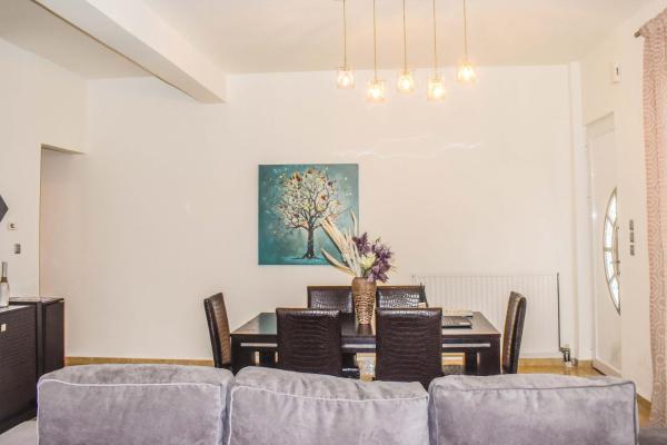 Dafni's House - Скиатос