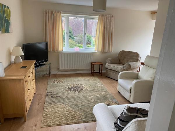 Spacious First Floor Apartment In The Centre Of Church Stretton With Free Parking - Church Stretton