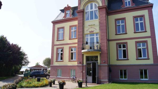 Waren Müritz Hotel Harmonie - Jabel