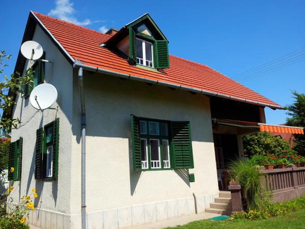 Mackó Nyaraló - Balatonfenyves