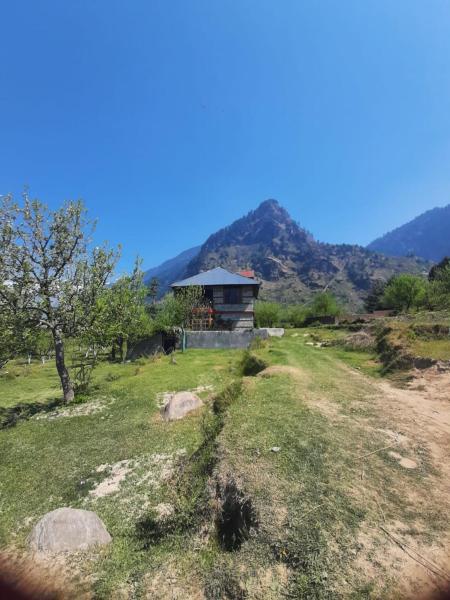 Cliffer Cottage: Make Mountains Memorable! - Manali
