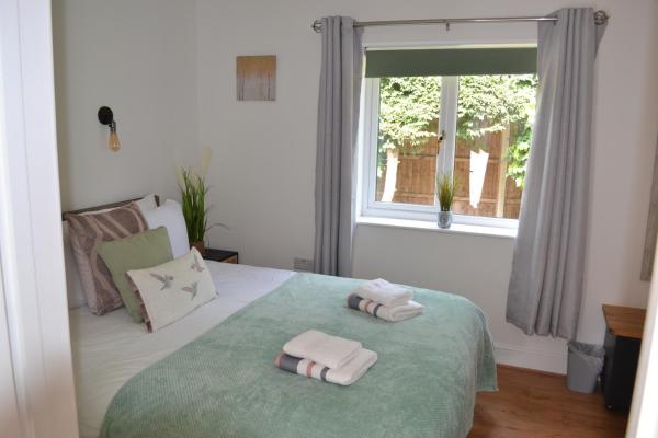 Number 3, Lytton Tree Lodge, Reydon, Southwold - Walberswick