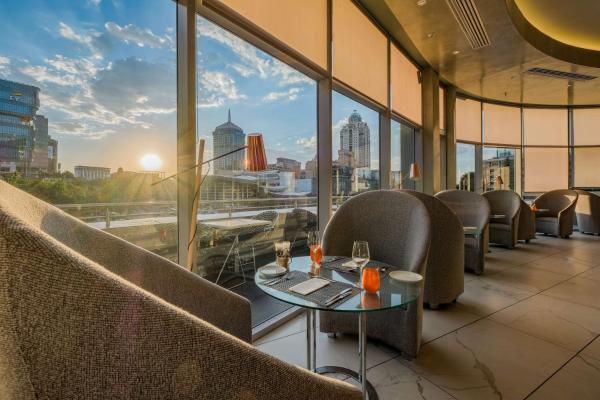 Radisson Blu Gautrain Hotel, Sandton Johannesburg - Sandton
