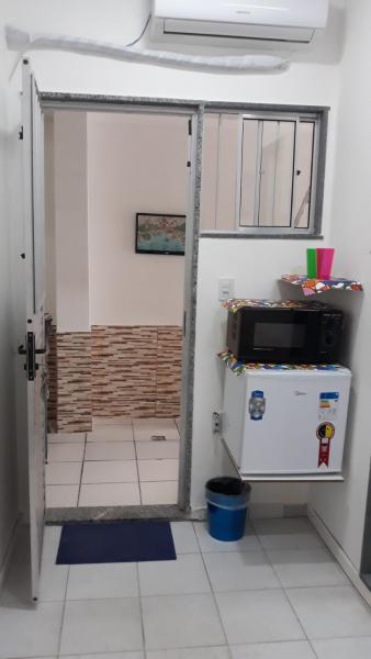 Sua Kitnet Na Praia 12 Atenção Pequena Só Prá Dormir Ambiente Familiar Ar Cond Tv Microondas Frigobar Internet Centro - Vitoria