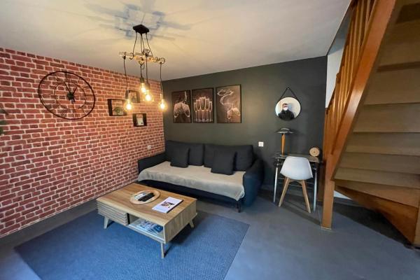 Bouchon Pour 4 Avenue De Champagne à 3 Minutes - Épernay