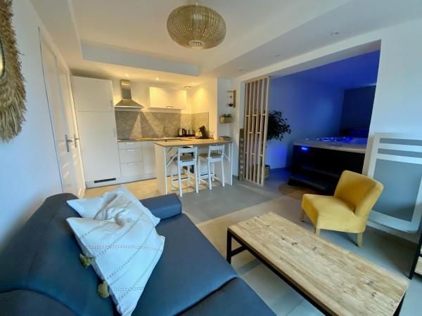 Le Gîte De Campagnette Avec Son Jacuzzi Privatif - Ergny