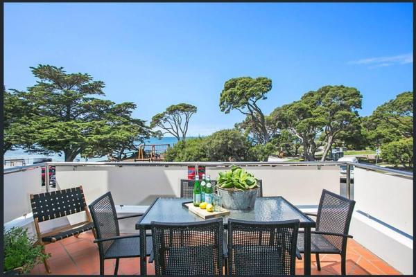 Lonnie Beach View Apartment - Queenscliff