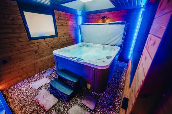 Breeze Blackpool Luxury Suites - Blackpool