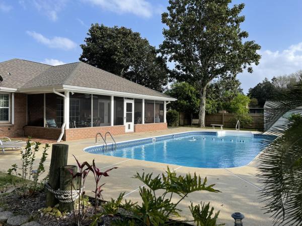 Coastal Retreat Home - Navarre, FL