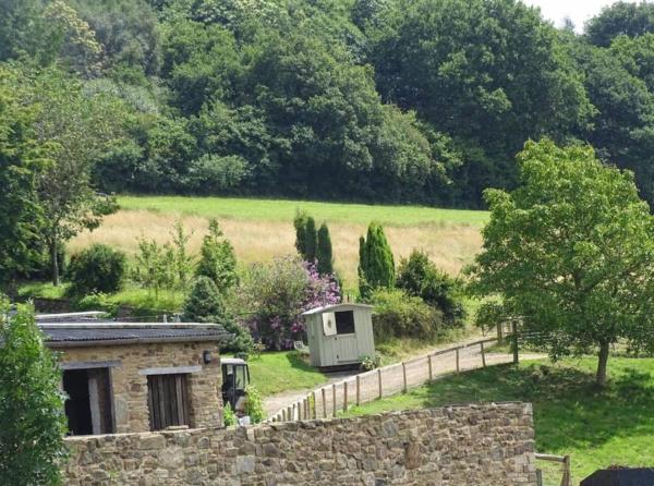 Pet Friendly - 2 Guests - Shepherds Hut - Forest of Dean