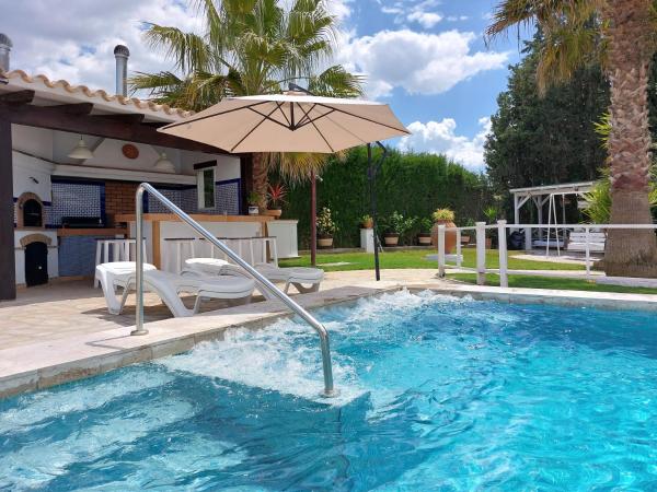 Villa El Estanque Holiday Cottage & Bungalow - Arcos de la Frontera