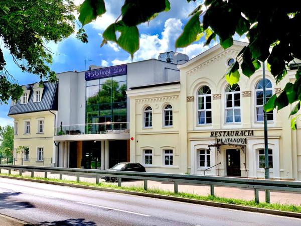 Hotel Nadodrzański Dwór - Nowa Sól - Óder