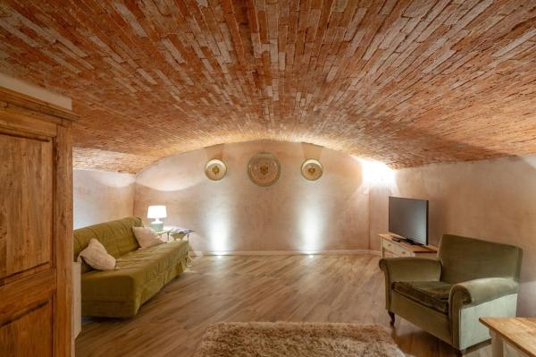 Residenza Dei Piaceri Perduti-rosa - Prato