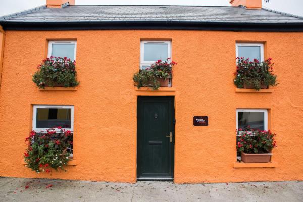 Charming 2-bed House In West Cork Cupid's Cottage - Bantry