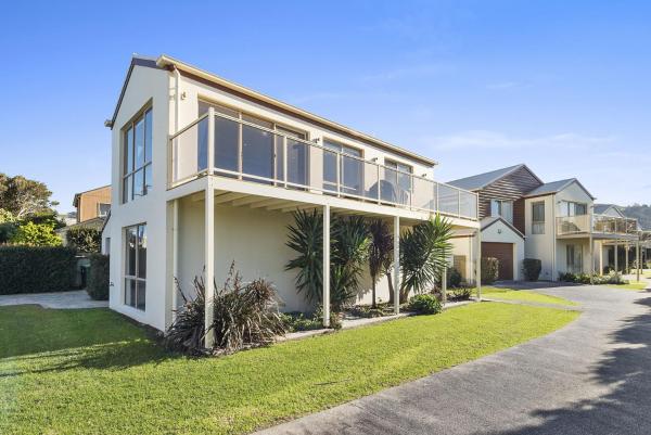 The Dunes 1 - Apollo Bay