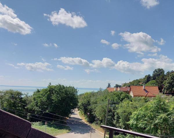 Malibu Apartment Balaton North - Balatonalmádi