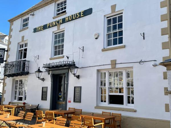 Punch House Monmouth - Symonds Yat