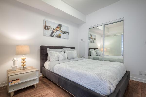 Fifa Location: Amazing Condo By Cn Tower - Toronto