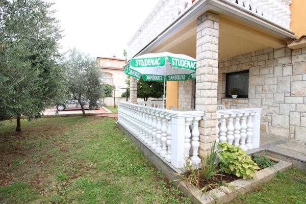 Ana A2, 60 M2 - Novigrad