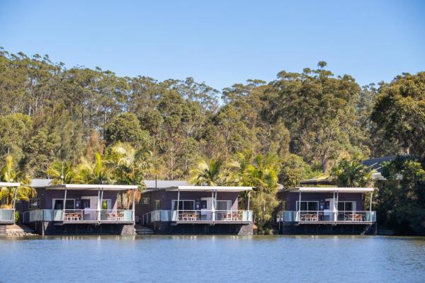 Lakeview Luxury Villa - Lake Conjola