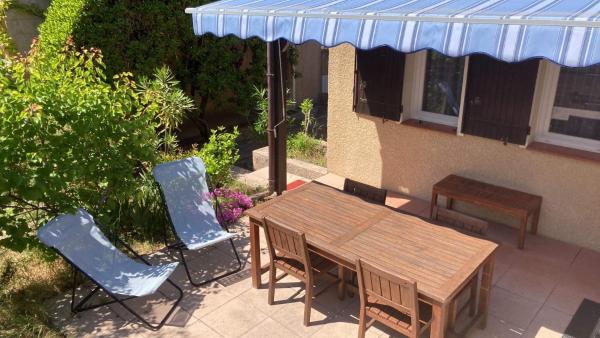 Maison Avec Jardinet, Piscine Commune à Lacanau Océan - Carcans Plage