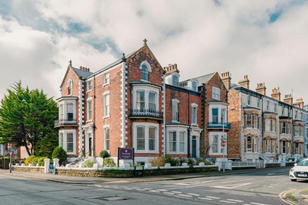 Rowntree Lodge - Filey