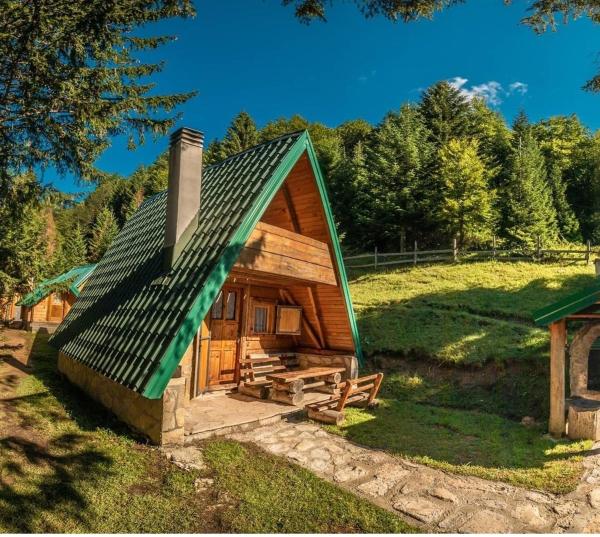 Koliba Simonović-šiško Jezero - Montenegro