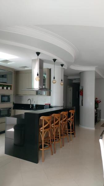 Apartamento Em Meia Praia - Quadra Mar 3 Dormitórios 2 Suites - Itapema