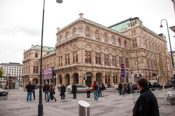 Pension Opera Suites I Self Check In - Austria