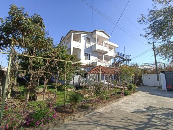 Villa Osmani - Albanie