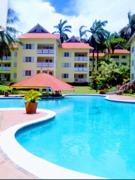 Lulu Bell Mystic Ridge @73 Apartment. - Ocho Rios