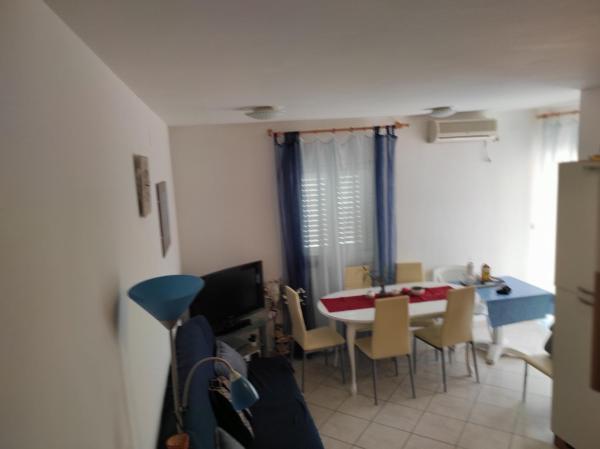 Apartment Karlo - Supetar