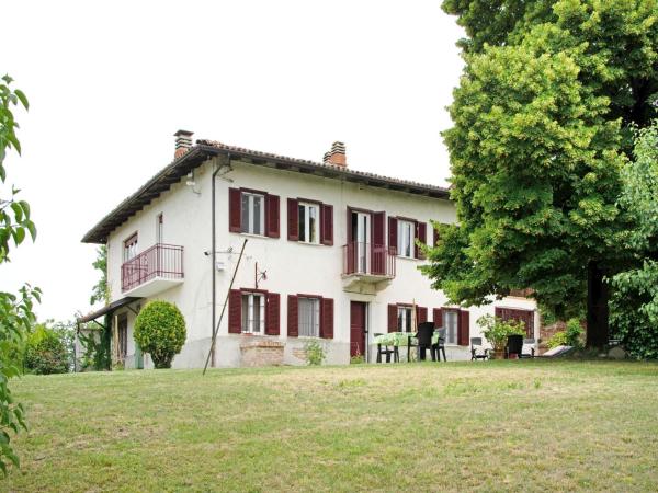 Apartment In Casale With Panoramic Vineyard Views - Settimo Torinese