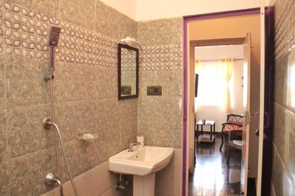 Pink Villa - Private Peaceful Homestay Near Beach - Mahabalipuram