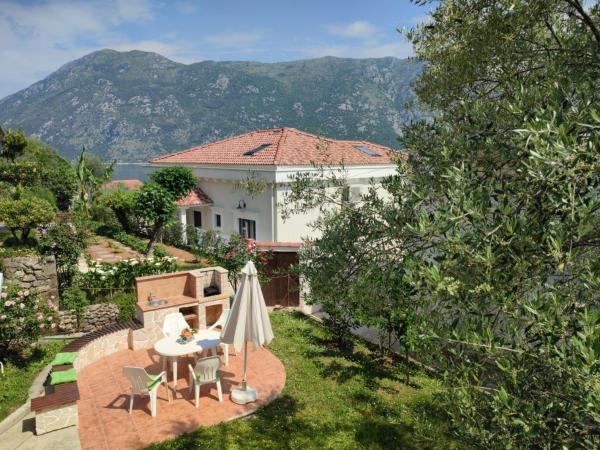 Holiday House In The Kotor Bay - 코토르
