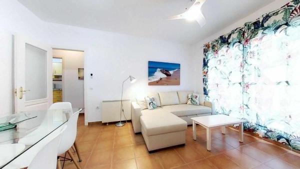 Coqueto Y Práctico Apartamento En Pueblo De Zahara - España