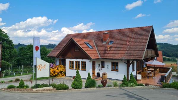Gästehaus - Camping- Weinhof Radl - Austria