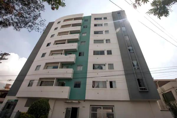 Departamento Bien Ubicado Con 2 Habitaciones Con Camas Dobles - Bolivia