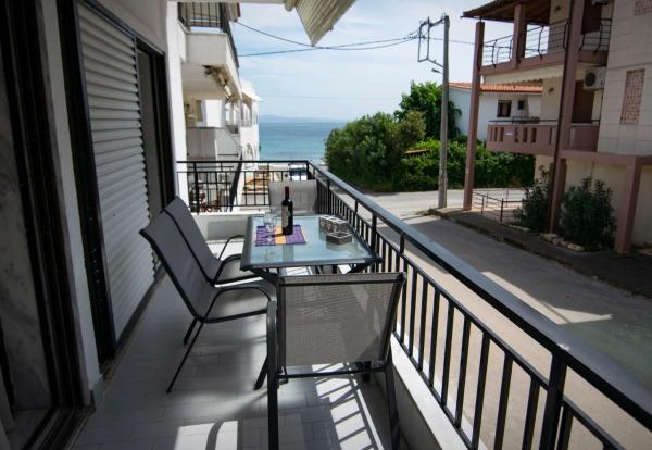 Filrose Sea View Apartment By Rentalspro - Chalkidiki