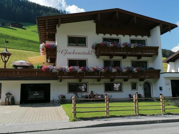 Glockenstuhl, Haus - Tux