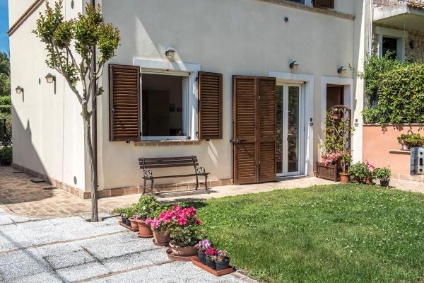 N011 - Numana, Nuovo Bilocale Con Giardino - Osimo
