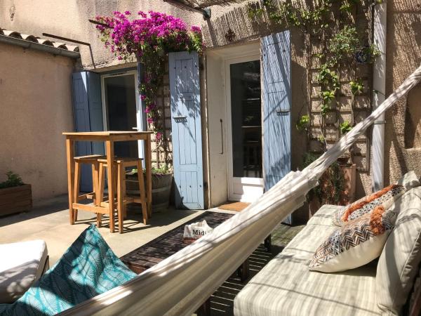 Appartement Climatisé Avec Terrasse - ibis Carcassonne Est la Cité