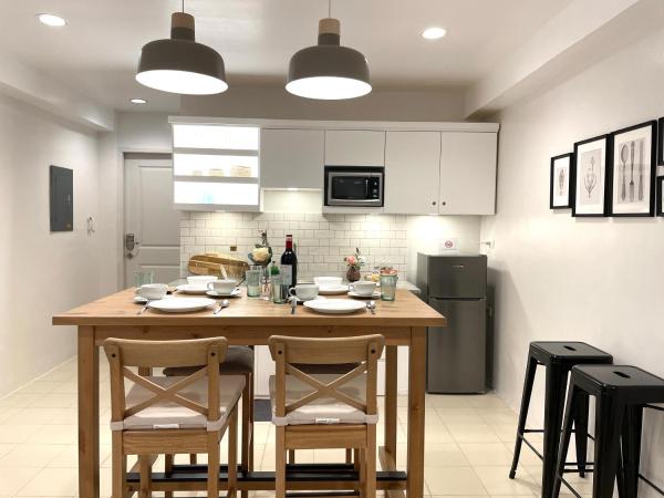 Crib 227: Modern Fresh Vibe Condo - Olongapo