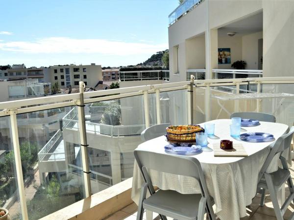 Appartement Climatisé 2 Pièces Avec Balcon Et Garage Privatif à Cavalaire-sur-mer - Fr-1-226b-101 - Cavalaire-sur-Mer